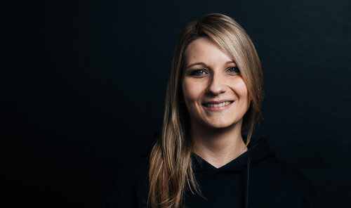 AMG Career: Jobs at Mercedes-AMG – Questions & Getting in Touch